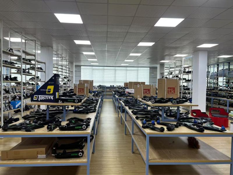 Проверенный китайский поставщик - Guangzhou Daming Auto Parts Technology Co., Ltd.