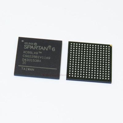 China Embedded Processors XC5VSX95T-3FF1136C Tray à venda