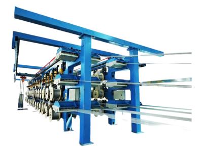 Cina Macchina di vulcanizzazione di piastre piatte di gomma completamente automatica controllata da PLC per la linea di produzione di nastro trasportatore di gomma a corda di acciaio in vendita