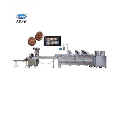 China máquina poner crema automática del bocadillo de la galleta de la máquina de la preparación de galletas del bocadillo del chocolate en venta