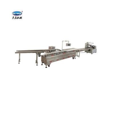 China máquina poner crema automática del bocadillo de la galleta de la máquina de la preparación de galletas del bocadillo del chocolate en venta
