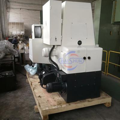 Chine Fabricants de machines de découpe à engrenages hydrauliques Y3150 à vendre