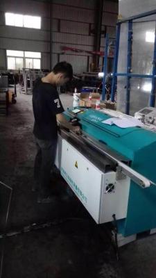 Chine Machine à cintrer de profil écologique, équipement de recourbement en verre continu à vendre