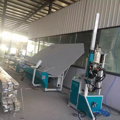 Chine Machine à cintrer de profil écologique, équipement de recourbement en verre continu à vendre