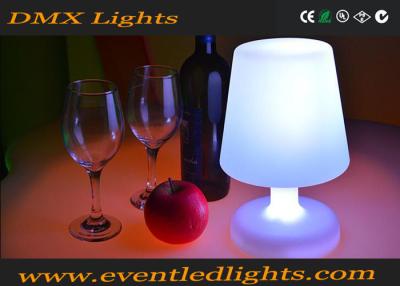 China Candeeiro de mesa sem corda recarregável de poupança de energia do diodo emissor de luz com controlo a distância do IR, garantia de 1 ano à venda