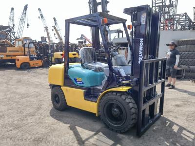 중국 1200mm 포크 길이 코마쓰 FD30-14 3TON 레스토랑 중고용 포크리프트 2단계 3단계 판매용