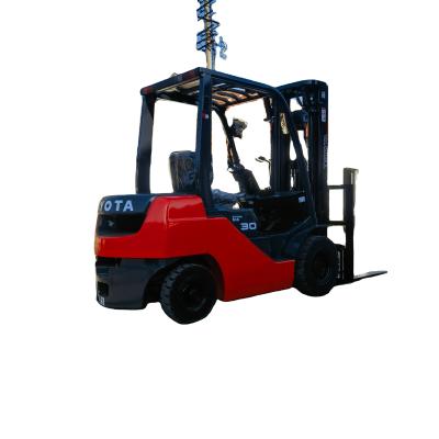 Κίνα Βάρος KG 3000 kg Χρησιμοποιούμενο φορτηγό Toyota 3ton FD30 8f30 Ιαπωνία Πρωτότυπο για εξόρυξη ενέργειας προς πώληση