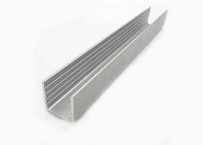 Chine U dactylographient à revêtement de poudre les profils en aluminium de la Manche pour les murs de verre de construction de rideau à vendre