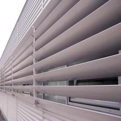 Κίνα Το προσαρμοσμένο Louver ήλιων αργιλίου εξωτερικό κλείνει με παντζούρια τα σχεδιαγράμματα οικοδόμησης 6000 σειρές προς πώληση