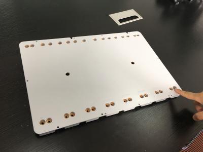 Chine Pièces de usinage de commande numérique par ordinateur d'aluminium de Precition pour le matériel de la transmission 3G/4G/5G électrique à vendre