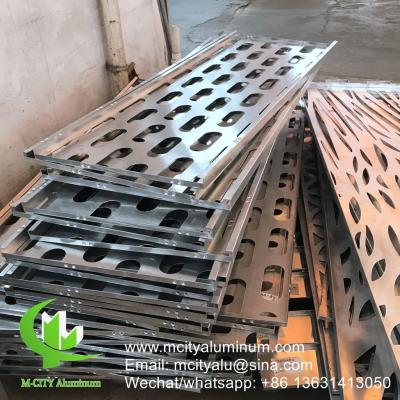 Cina metal lo strato di piegamento del rivestimento della lamiera sottile del rivestimento di alluminio della facciata per la decorazione dello schermo della segretezza della facciata della parete divisoria in vendita