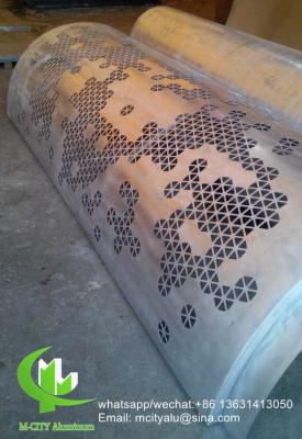 Cina La parete divisoria di colonna della facciata di alluminio esteriore residenziale delle coperture assicura lo spessore di 5mm in vendita