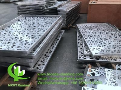 Cina 3mm hanno perforato lo strato del modello inciso pannelli di alluminio della lamiera sottile in vendita