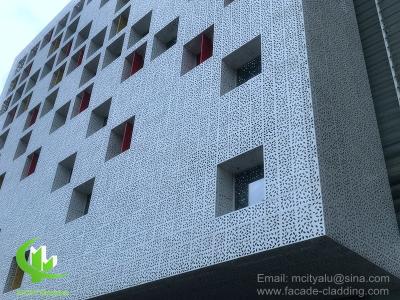 Cina La facciata architettonica del metallo riveste i modelli di pannelli perforati di arte del rivestimento su misura in vendita