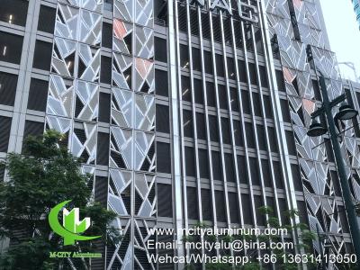 Cina Pannello non standard perforato di alluminio del metallo di PVDF usato per esterno di costruzione in vendita