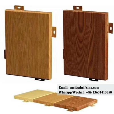 Cina Lamina di metallo di alluminio solida del grano di legno con progettazione speciale per la parete divisoria in vendita