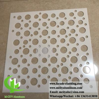 Cina Strato di alluminio perforato per il recinto di costruzione della facciata del rivestimento della parete divisoria in vendita