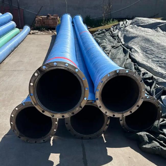 Large diameter dredge hose with steel flanges