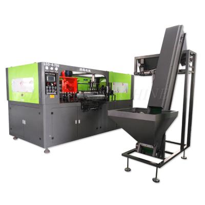 China Geavanceerde en geautomatiseerde automatische plastic flessen blaasgietmachine voor productie Te koop