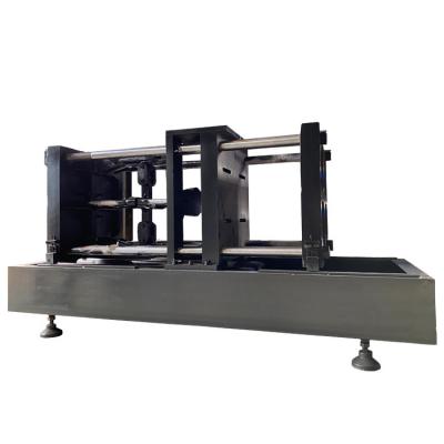 Cina 2024 Anno Semiautomatica PET Bottiglia Blow Molding Machine con parti di ricambio dopo il servizio in vendita