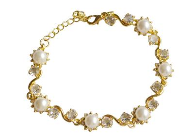 Cina Il bianco imperla i braccialetti sterlina del braccialetto della catena di fiore con il chiaro fondo di cristallo in vendita