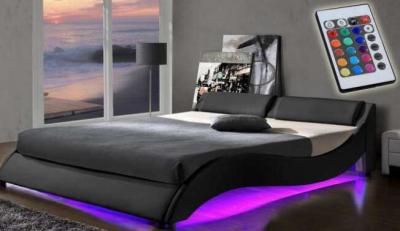 China Wholesale Upholstered Plywood Bed Frame Wave Shape PU Leather With LED Te koop