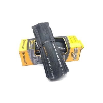 Cina Biciclette stradali devono avere un pneumatico da bicicletta resistente di 700x25c con buone prestazioni in vendita
