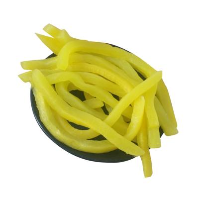Cina Sushi Material Delicious Low Fat Natural Healthy Yellow Color Pickled Radish in vendita