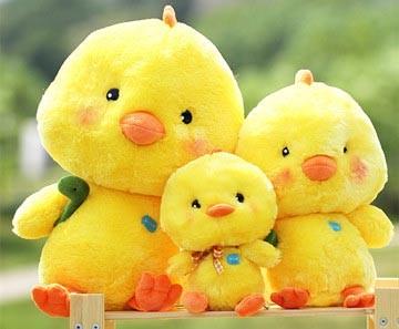 中国 美しいプラシ天の黄色の鶏は昇進をもてあそびます 販売のため
