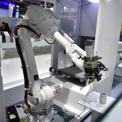 Китай Распылите картину подержанный используемый робот IRB4400 ABB распыляет ось руки 6 робота картины продается