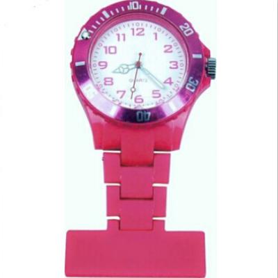 Cina La catena dell'orologio di plastica rosa cura il quarzo analogico Movt dell'orologio da tasca per medico ospedaliero in vendita