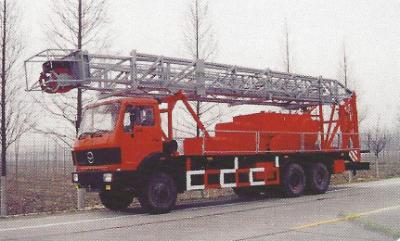 Cina Impianto di perforazione montato camion dell'impianto di perforazione di workover dell'attrezzatura del petrolio nell'industria della trivellazione petrolifera in vendita