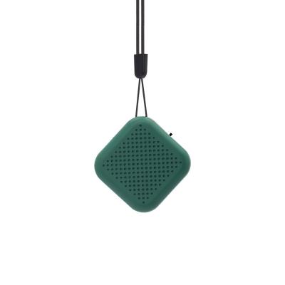 Cina Purificatore negativo Hang Around Neck Wearable 50m3/H di Ion Portable Air Purifier Air in vendita