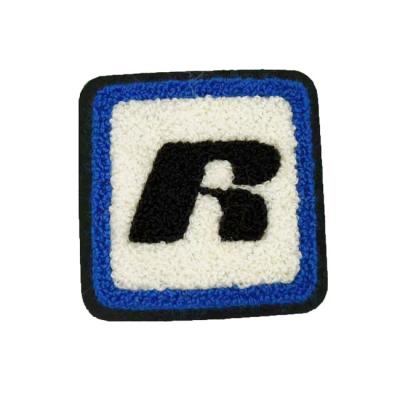 Cina Colore bianco su misura di quantità di Logo Clothing Patches 1-1000 in vendita