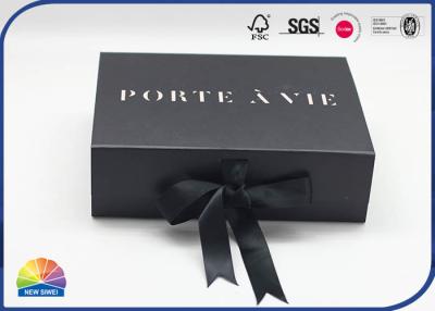 中国 絹のリボンが付いている閉鎖CMYK Customziedの折り畳み式のギフト用の箱のマットの磁気ラミネーション 販売のため