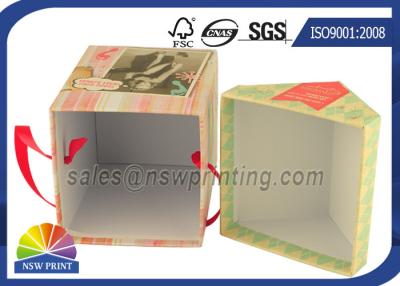 中国 リボンが付いている個人化された家の定形堅く装飾的な紙箱の化粧箱 販売のため