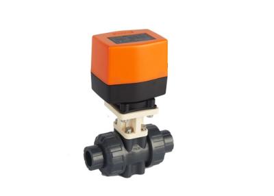 China Vávula de bola actuada eléctrica plástica del PVC para el sistema DN15-DN25 de la HVAC en venta