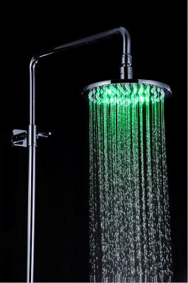 Cina Le teste di docce della pioggia del bagno principali hanno acceso l'acciaio inossidabile Φ200 x 9mm in vendita