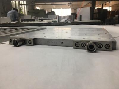 Cina Vacuum le piastre di raffreddamento raffreddate a liquido di alluminio brasate dell'acqua per il corredo di raffreddamento di UPS (fornitore ininterrotto di potere) in vendita