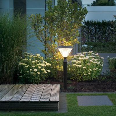 Cina Luce solare impermeabile del prato inglese della luce solare di alluminio LED del giardino 2000mAh in vendita