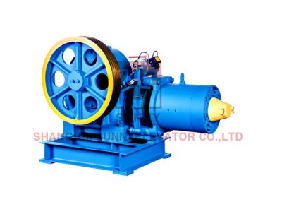China Compact Geared Traction Machine For Elevator / Lift With Stable Operation for sale
