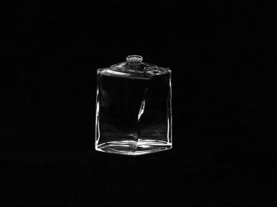 中国 100 ml 詰め替え空スプレー香水ガラス ボトル、包装を jar ファイル 販売のため