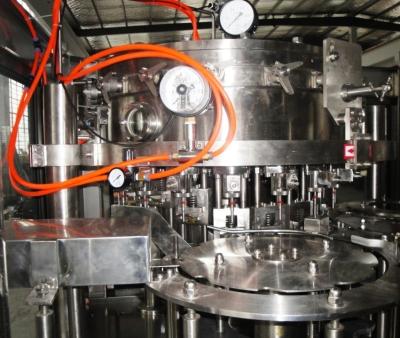 China '' Energy drinks '', koolzuurhoudende fles wijn fles vullen machine / zachte drankje machines Te koop