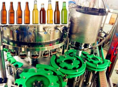 China Het Sodawater van de glasfles/Frisdrank het Vullen Machine met PLC Controle Te koop