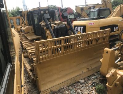 Chine Bouteur utilisé de Caterpillar D6r en condition de travail terrible avec le prix raisonnable. Chat d'occasion D3c, D4c, D5g, bouteur de D6d en vente plus une garantie d'an. à vendre