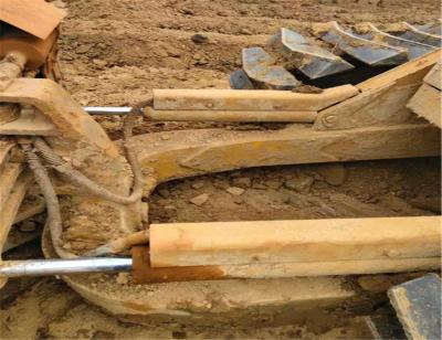 Chine Bouteur utilisé de Caterpillar D6n en excellente condition de travail avec le prix stupéfiant. Chat d'occasion D3c, D4c, D5g, bouteur de D6d en vente plus une garantie d'an. à vendre
