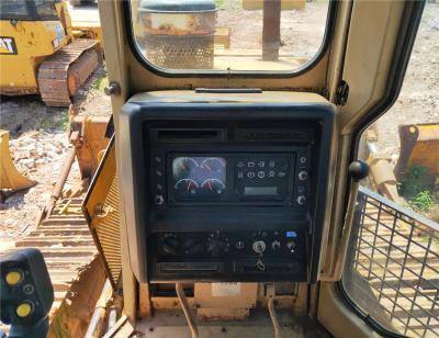 Chine Bulldozer Caterpillar D6m d'occasion en excellent état de fonctionnement à un prix raisonnable. Bulldozer Cat D3c, D4c, D5g, D6d d'occasion en vente avec une garantie d'un an. à vendre