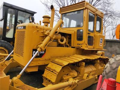 Chine Bouteur utilisé de Caterpillar D6d en condition de travail terrible avec le prix raisonnable. Chat d'occasion D3c, D3g, bouteur de D4c en vente plus une garantie d'an. à vendre