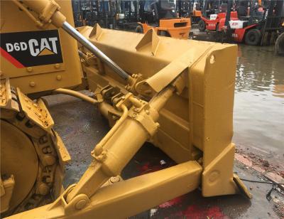 Chine Bouteur utilisé de Caterpillar D6d en condition de travail parfaite avec le prix raisonnable. Chat d'occasion D3c, D3g, D4c, bouteur de D5K en vente plus une garantie d'an. à vendre
