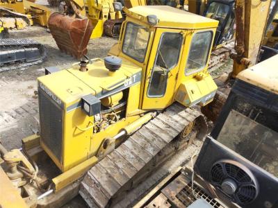 Chine Bouteur utilisé de Caterpillar D5m en bonne condition de travail avec le prix étonnant. Chat d'occasion D3c, D3g, D4c, bouteur de D5g en vente plus une garantie d'an. à vendre